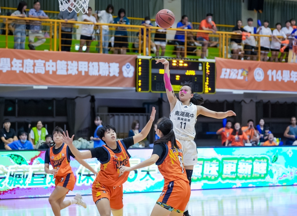 JHBL》員山逆襲拚晉外卡一線生機 王以彤場均17.5與南湖主控王以蓁姊妹情深 - 籃球 - 敢動傳媒 Braveathlete